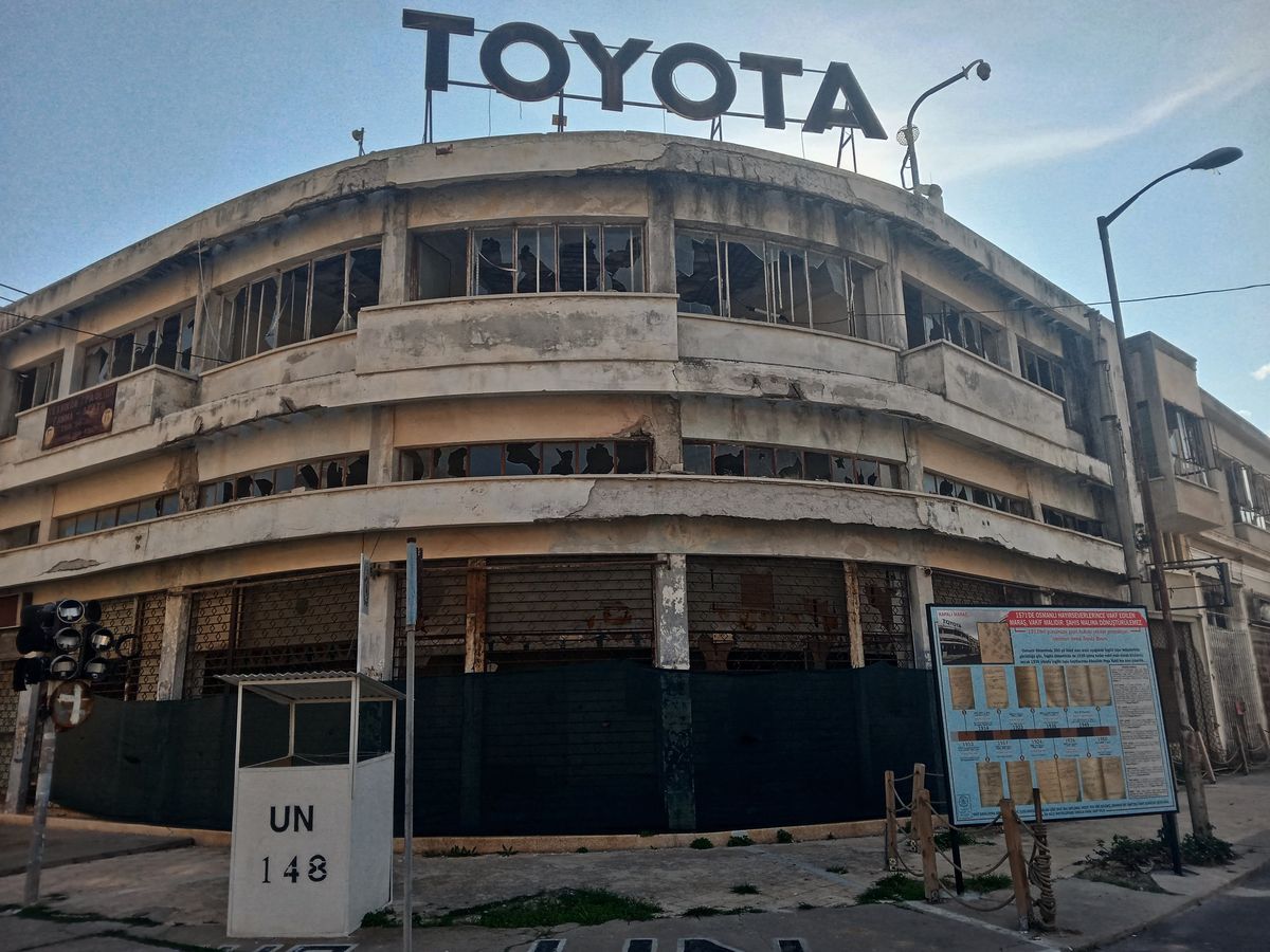 Varosha. Vítejte v Černobylu na kyperském pobřeží! - Seznam Médium