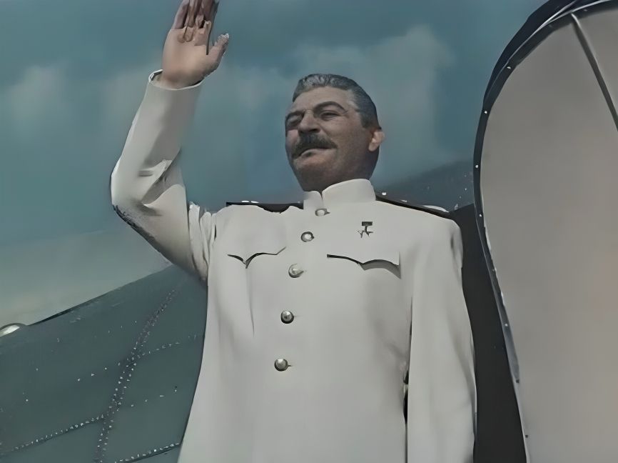 Filmový vrchol Stalinova kultu - Seznam Médium