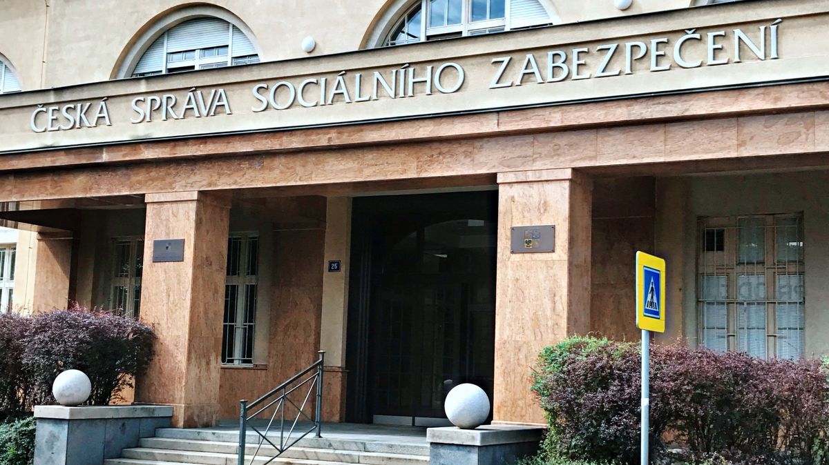 Podivný případ Jurečkova dopisu pro důchodce a částka, která nesouhlasí ...