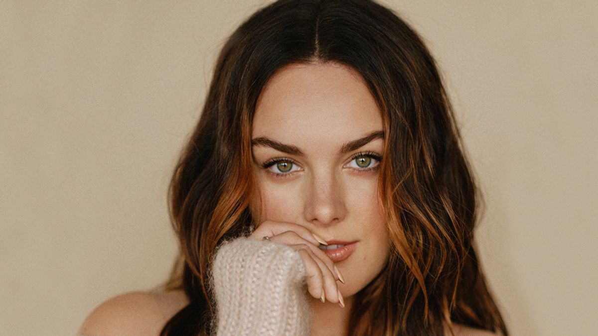 Buďme všichni trochu jako Ewa Farna - Médium.cz