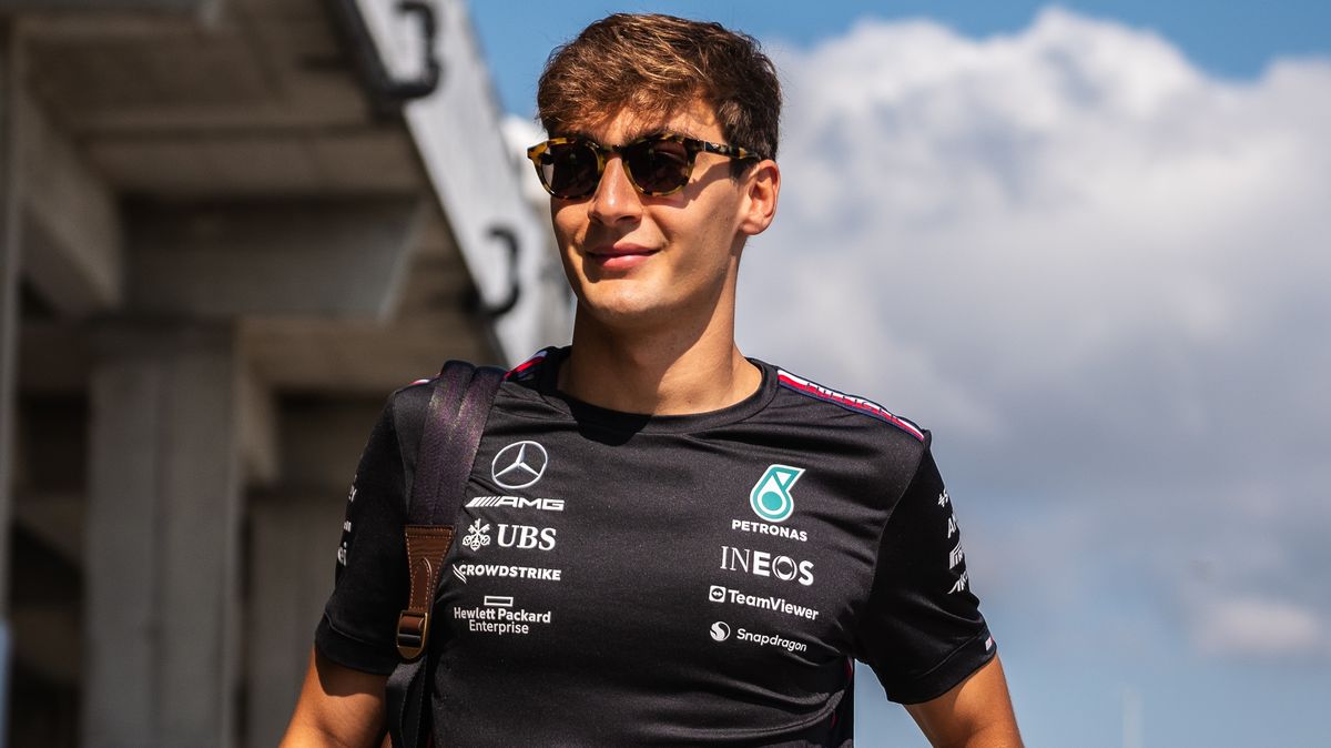 McLaren v reálném boji o druhé místo, tvrdí Russell - Médium.cz