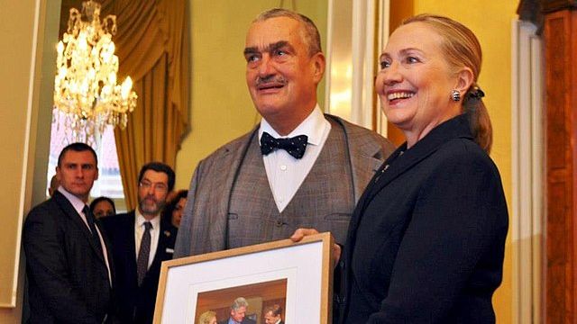 Karel Schwarzenberg svěřil před smrtí známé novinářce velmi těžký úkol ...