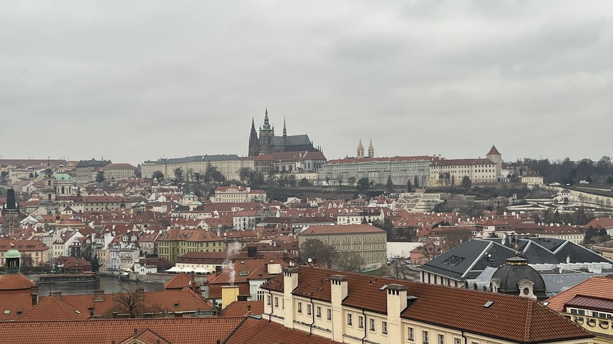 O vrácené důstojnosti, která některé autory vrátila v čase - Médium.cz