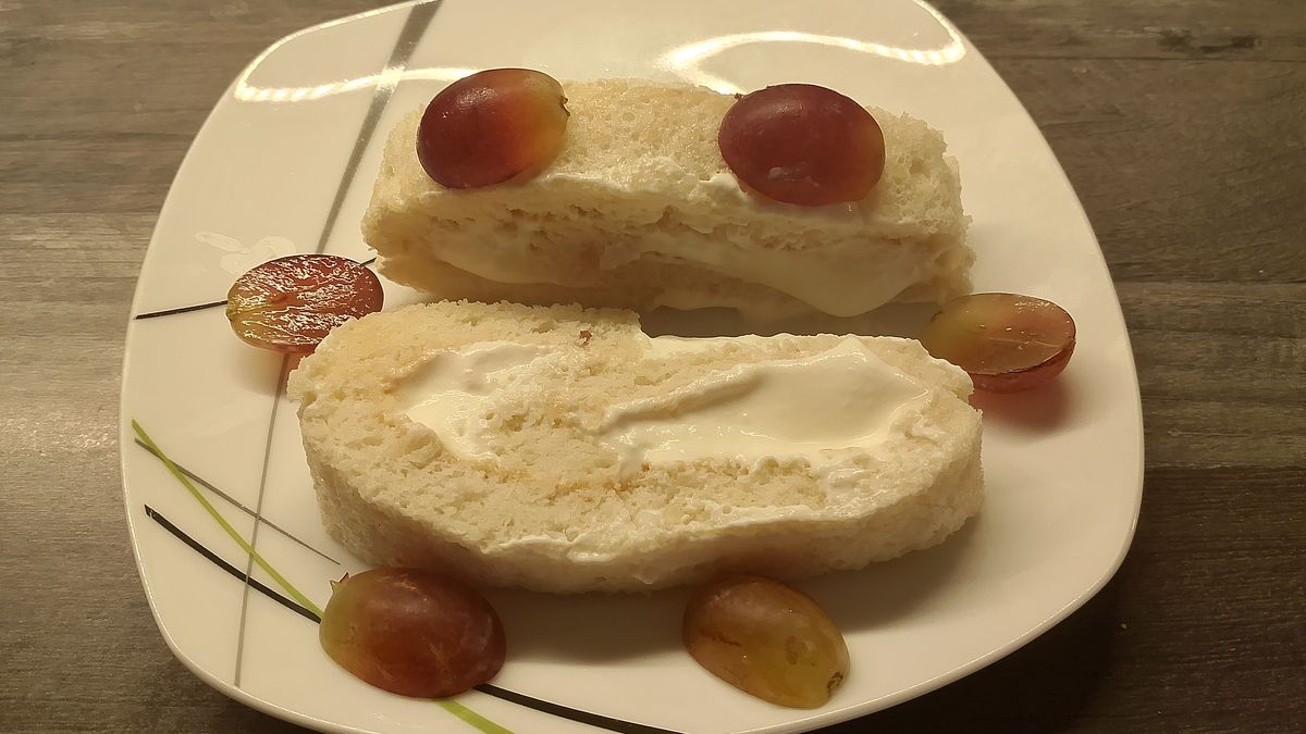 Bezé roláda podle stoletého receptu je rychlá, jednoduchá a skvostná ...