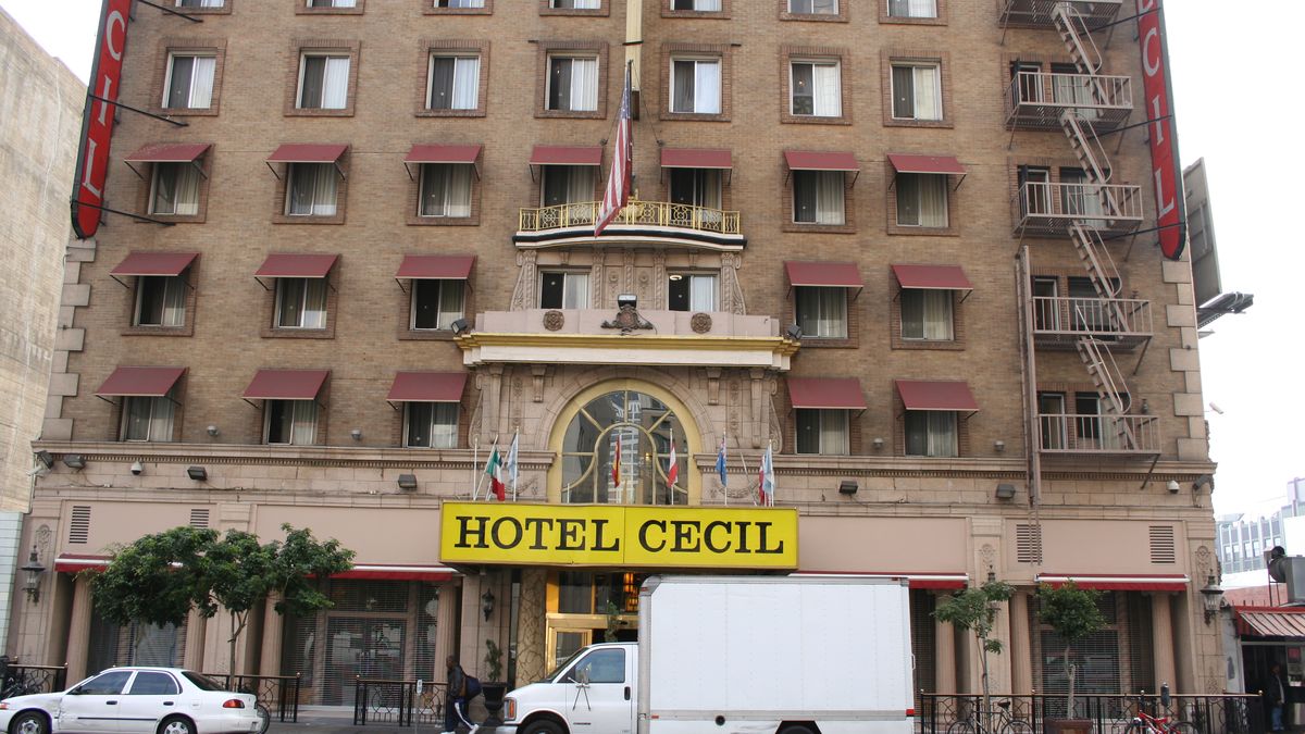 Hotel Cecil: Místo, kde dochází k sebevraždám a kde bydleli sérioví ...