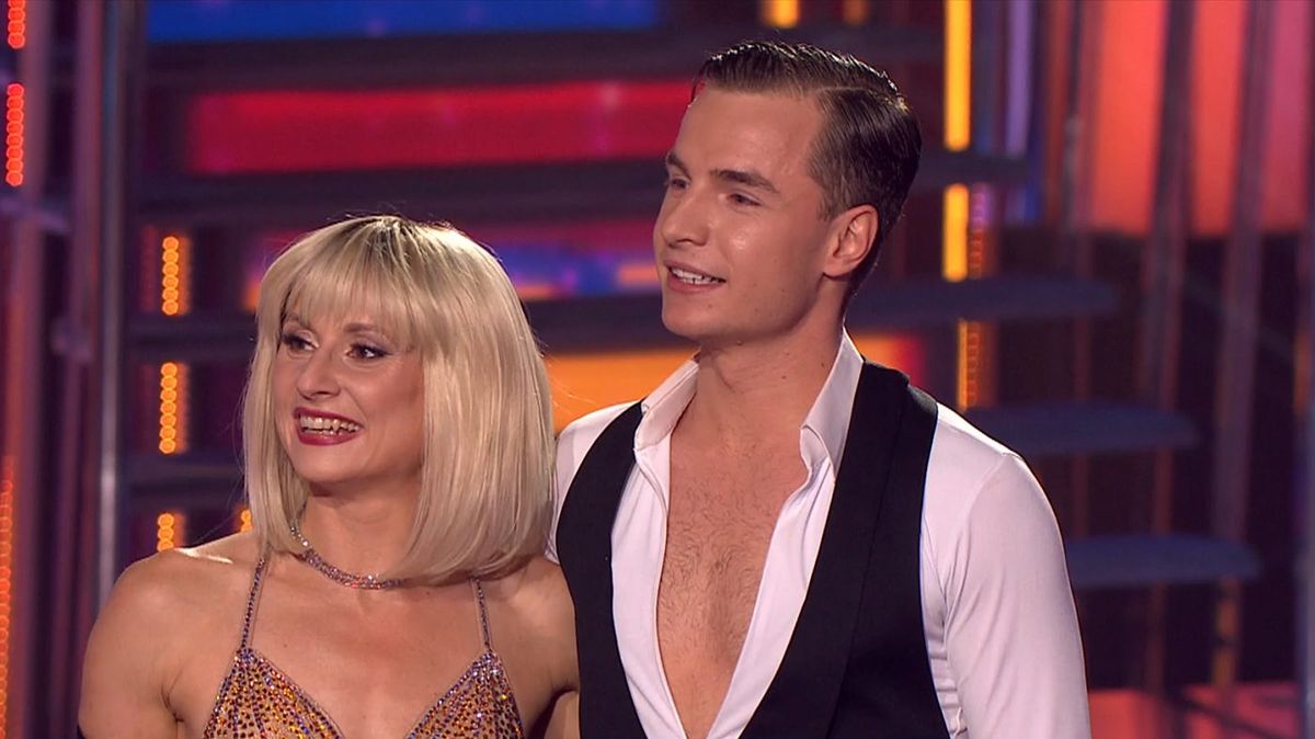 Diskuze - Oskar Hes baví fanoušky StarDance: Vtipnými videi likviduje své konkurenty - Médium.cz