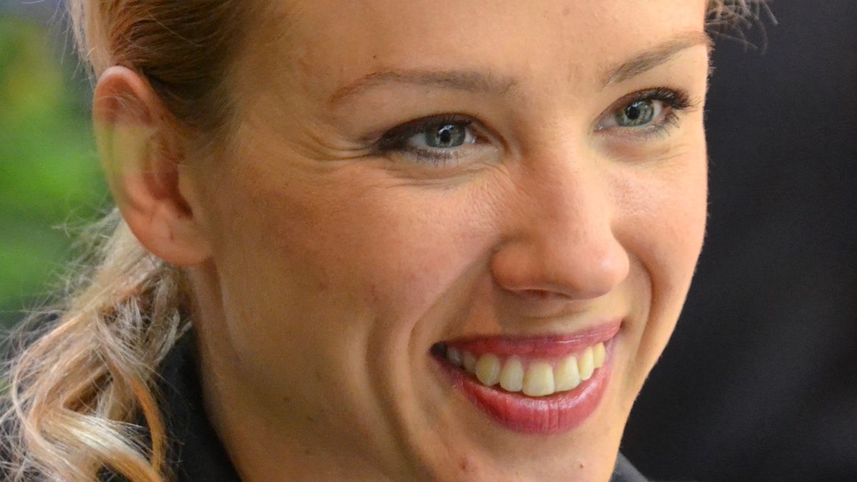 Diskuze - Petra Hřebíčková začala zostra nahotou. Zasluhuje i náročnější role, než má v ...