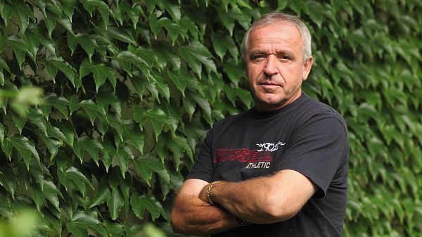 Pískali na něj, nadávali mu. On hrál pak ještě lépe. Prostořeký a hravý ...