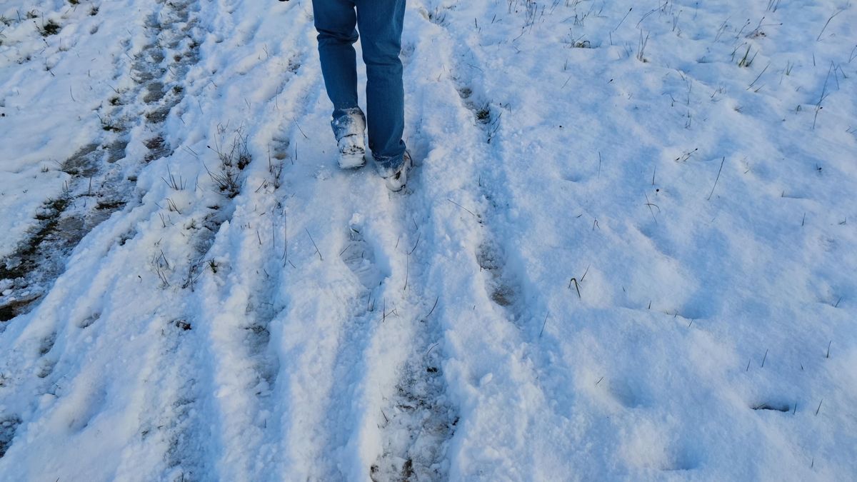 Stopy ve sněhu - Médium.cz