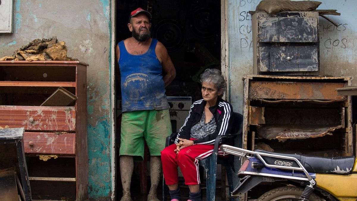 Na okraji společnosti: Chudoba a beznaděj v chatrčích na jihu Slovenska - Médium.cz