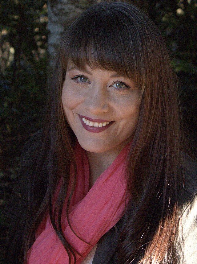 Jedenáctiletou Dawn z Texasu zneužil dospělý soused, rodiče ji provdali ...