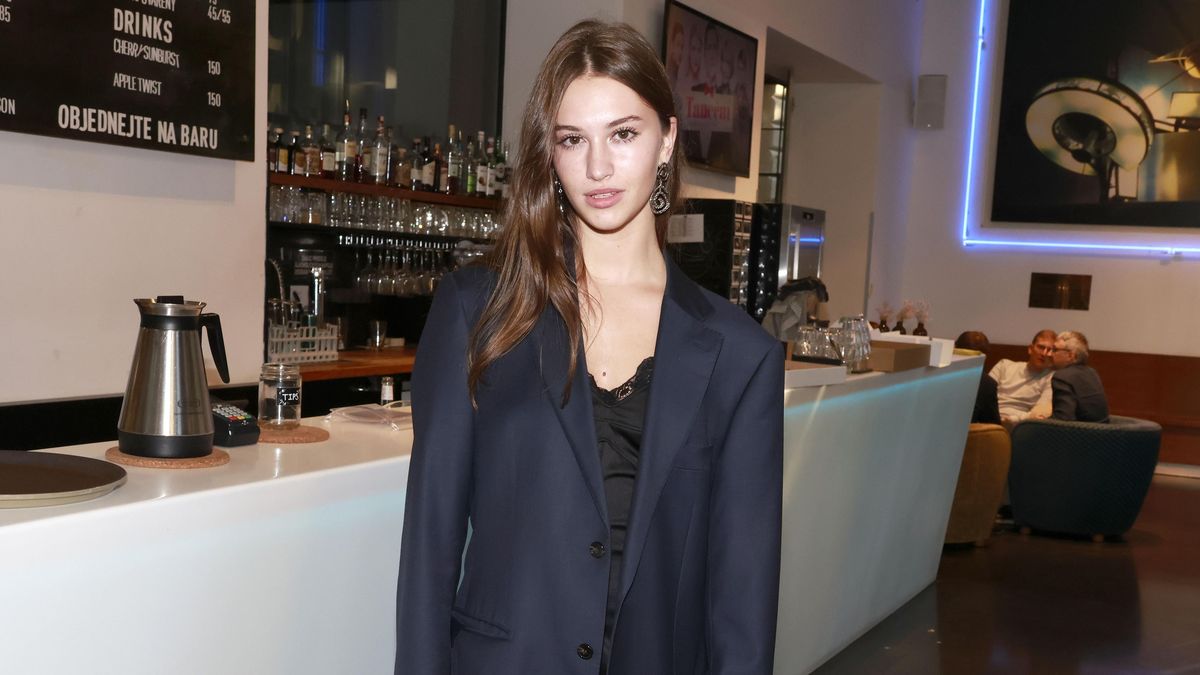 Kdo je krásná Laura z Ulice? Anna Marie Fučíková excelovala v seriálu ...