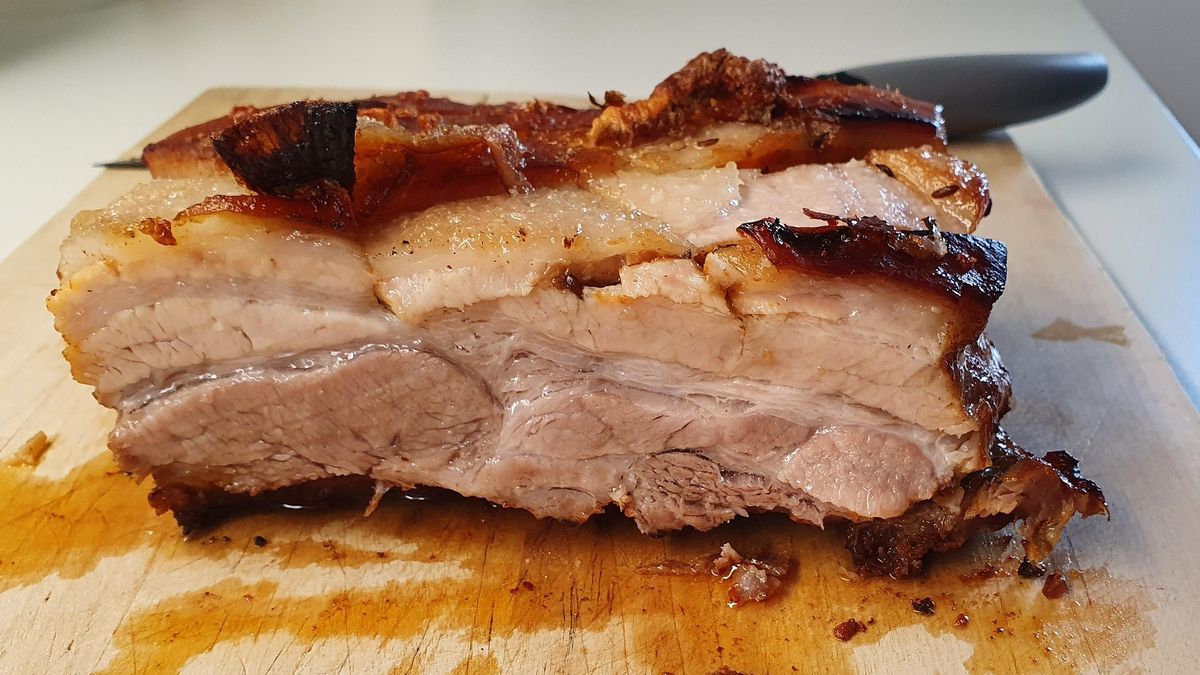 Křupavý bůček jako od babičky: Recept, po kterém se zapráší ještě dřív ...