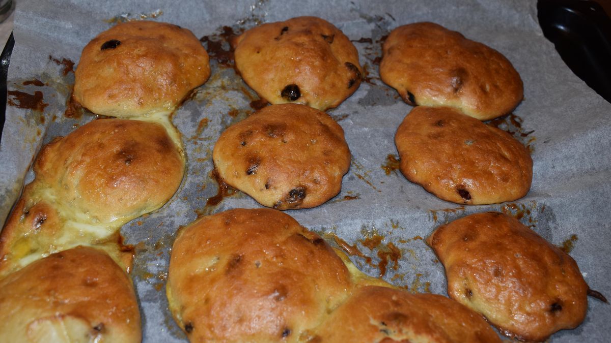 Všechno je jednou poprvé. Jak jsem pekla jidáše na škaredou středu ...