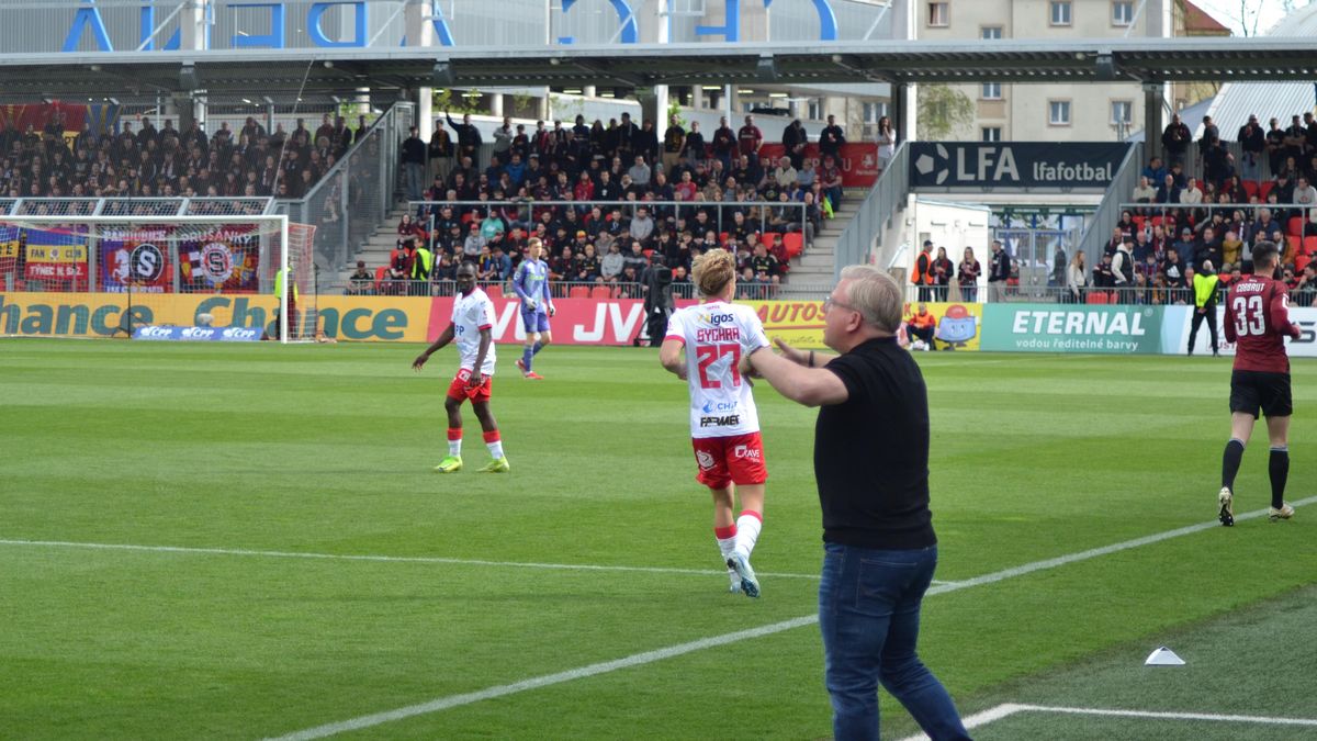 Pecky uplynulého týdne – Sparta skutečně čtvrtá, Schick prý do Anglie a ...