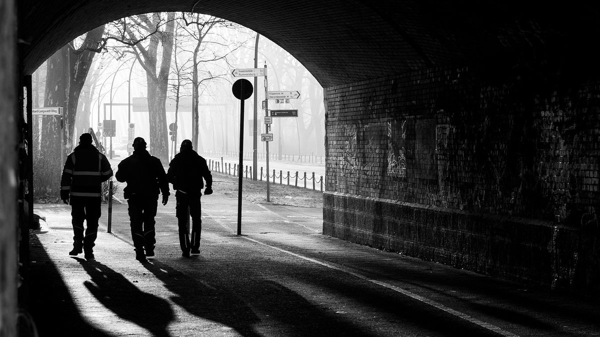 Kritika zakázky z Dozimetru, zpackaného tendru a podezřelého auditu. To ...