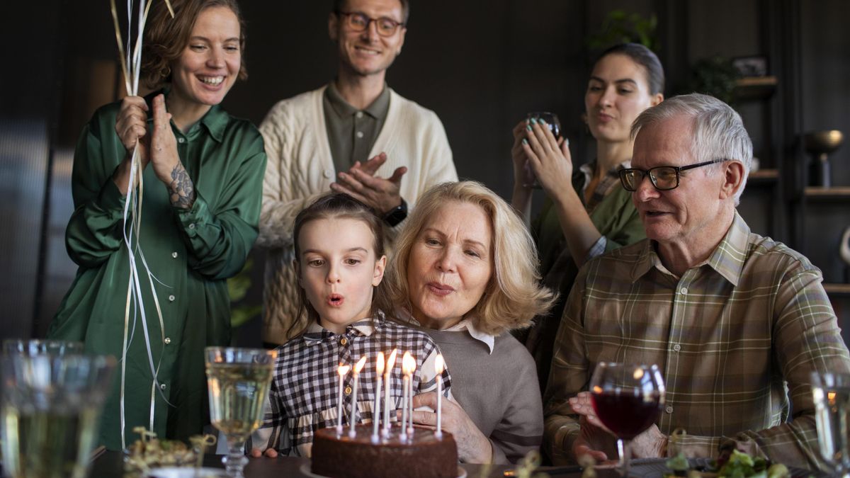 Vlasta (23): Rodinná oslava skončila fiaskem: Tchýně se pohádala s mou ...