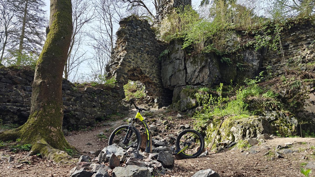 S kolobrndou napříč Českem: Za krásami Přešticka - Médium.cz