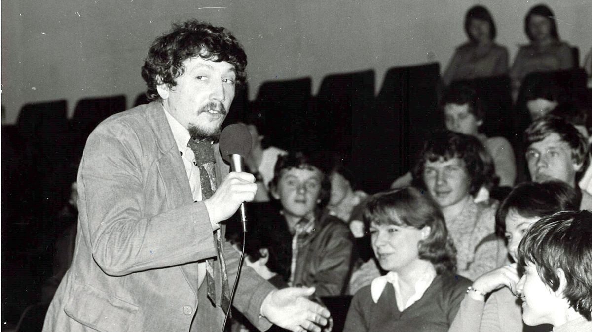 Elmar Klos a prezidenti - Médium.cz