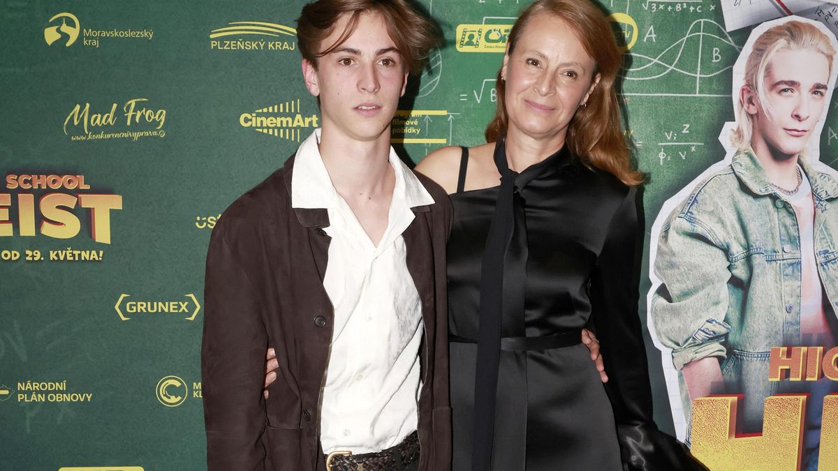 Syn Lenky Vlasákové je celý tatínek. Max vypadá jako Jan Dolanský z ...