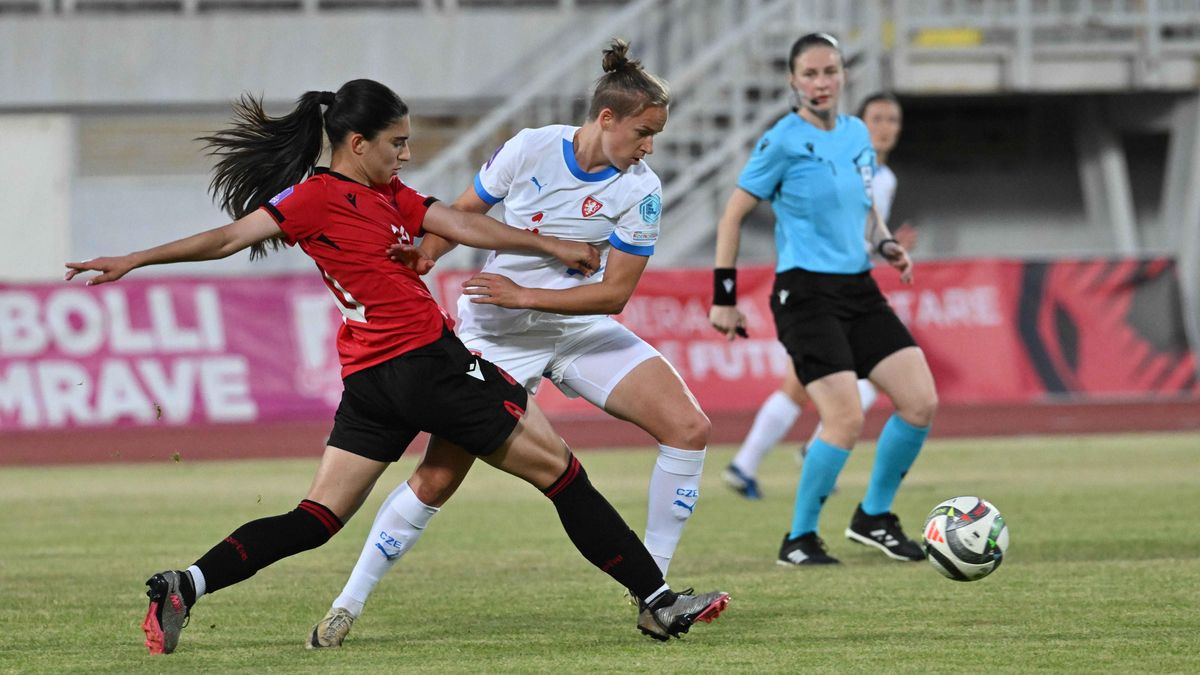 Česká reprezentace v Lize národů vydřela výhru v Albánii - Médium.cz