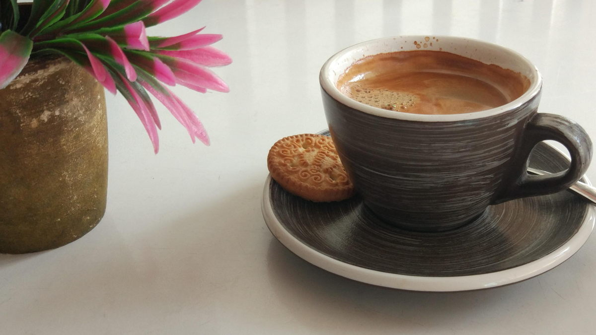 Espresso lungo vs. americano. Víte, v čem se tyto dvě kávy liší? - Médium.cz