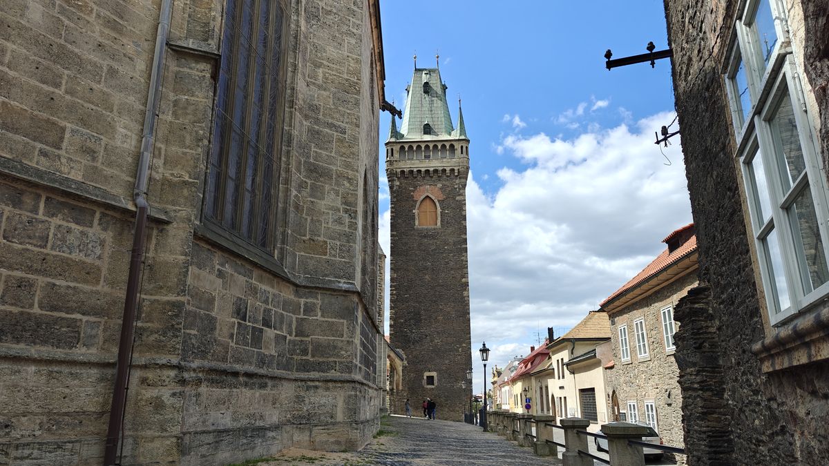 Pozdně gotická kolínská zvonice láká na poklad i dechberoucí výhledy - Médium.cz