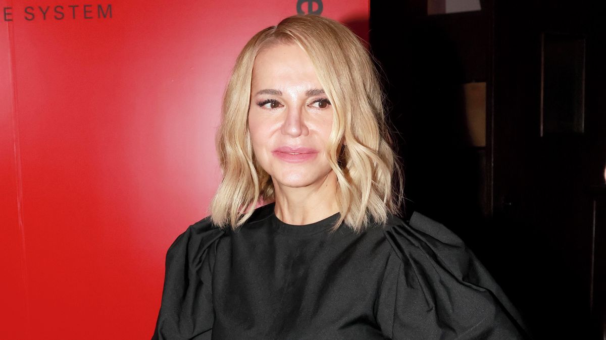 Rozchod Dary Rolins a Pavla Nedvěda? Fotbalista slavil narozeniny s jinou kráskou - Médium.cz