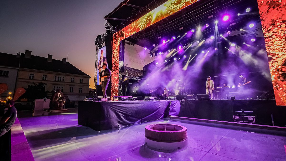 Už tento víkend vypukne tradiční Mělnické vinobraní: kouzlo vína, historie a tři dny plné zábavy ...