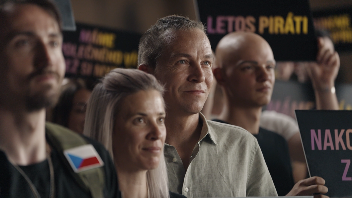 Česko není rozdělená země. Jen nám to někteří chtějí namluvit - Médium.cz