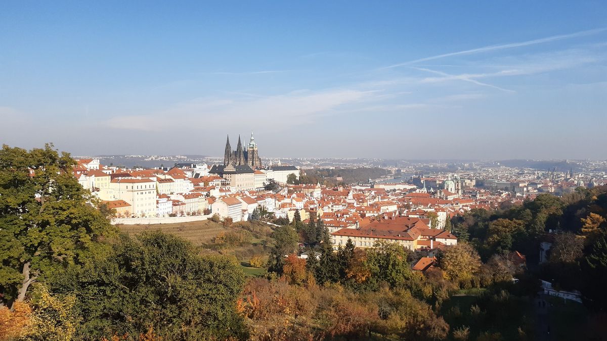 Třídní sraz 29 let po maturitě - Médium.cz