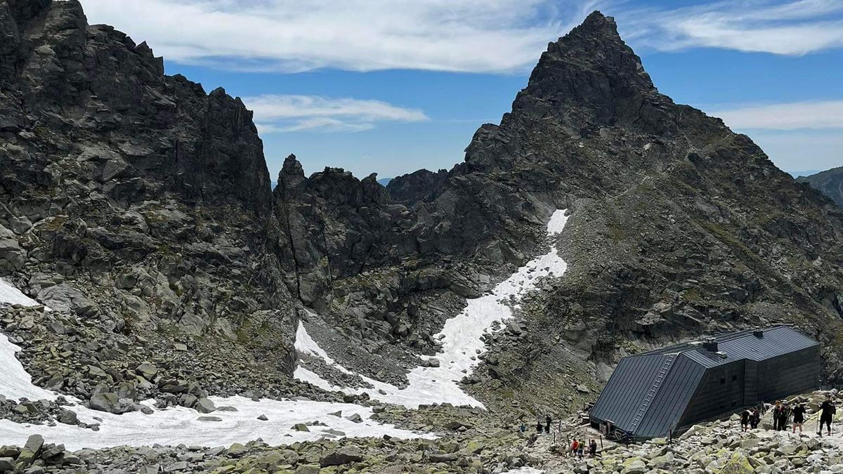 Chata pod Rysy přišla o své srdce - Médium.cz