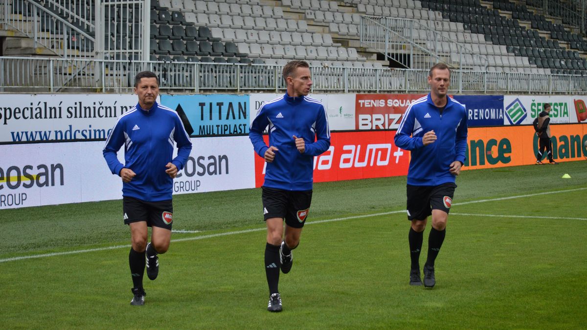 Sudí v hledáčku: Byla Olomouc poškozena v zápase s Plzní? Preciado by ...