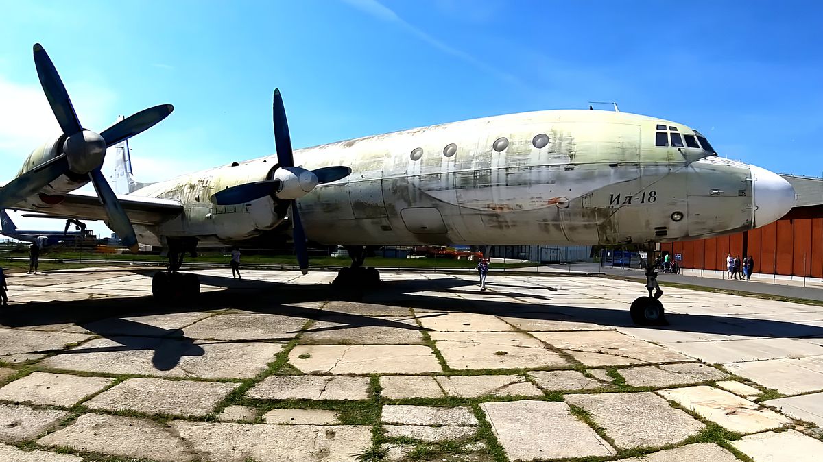 Il-18 se zřítil do jezera a byla z toho nejtragičtější havárie letounu ČSA na našem území ...