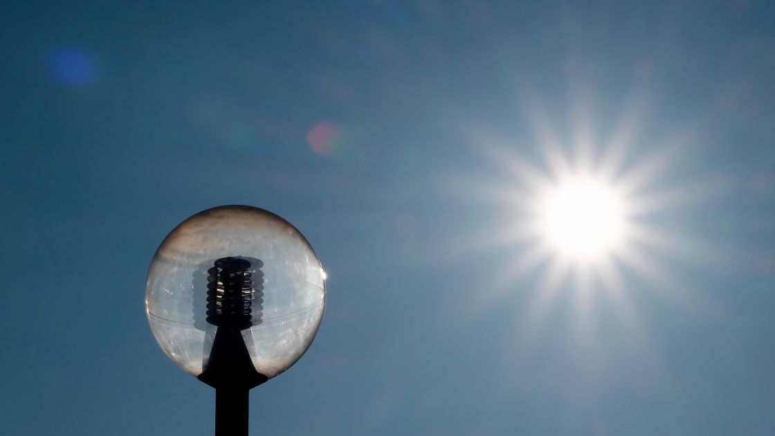 Česko čeká zatmění Slunce, jaké tu ještě nebylo: NASA odhaduje rekordní ...