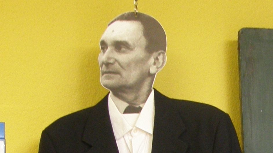 Podlézavý Hujer Václav Lohniský byl vyloučen z kněžského semináře ...