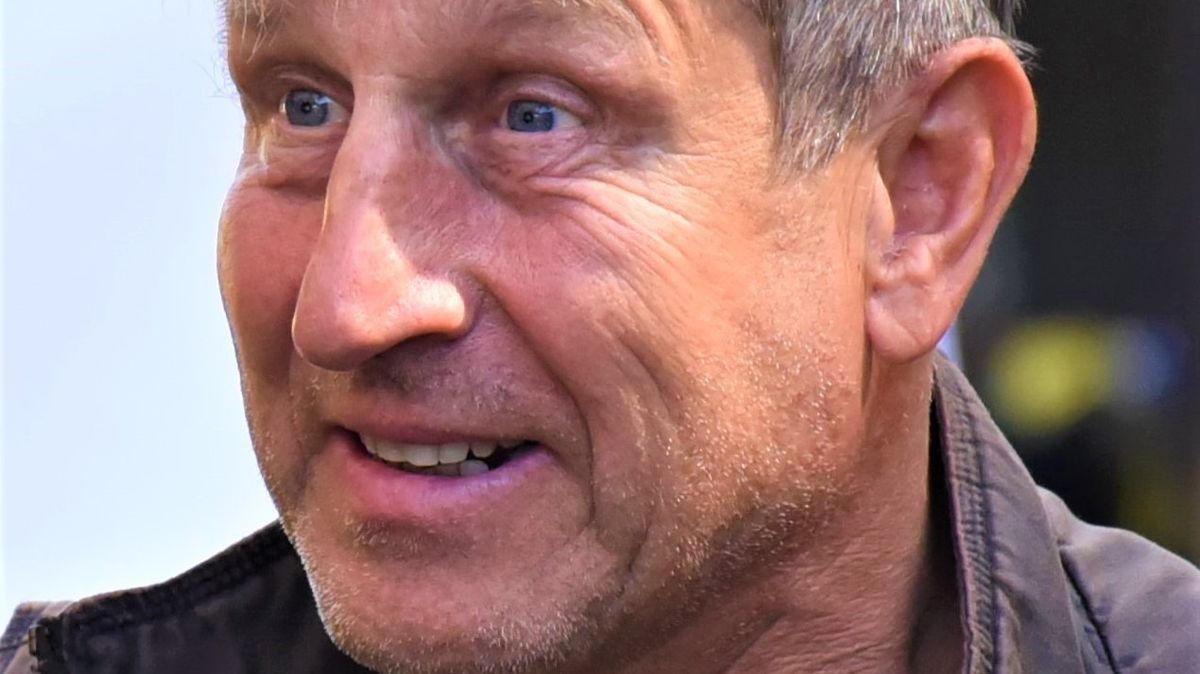 Václav Vydra by nezvládl vyžít s důchodem. Vše mu ještě komplikuje léčba vážně nemocné Jany ...