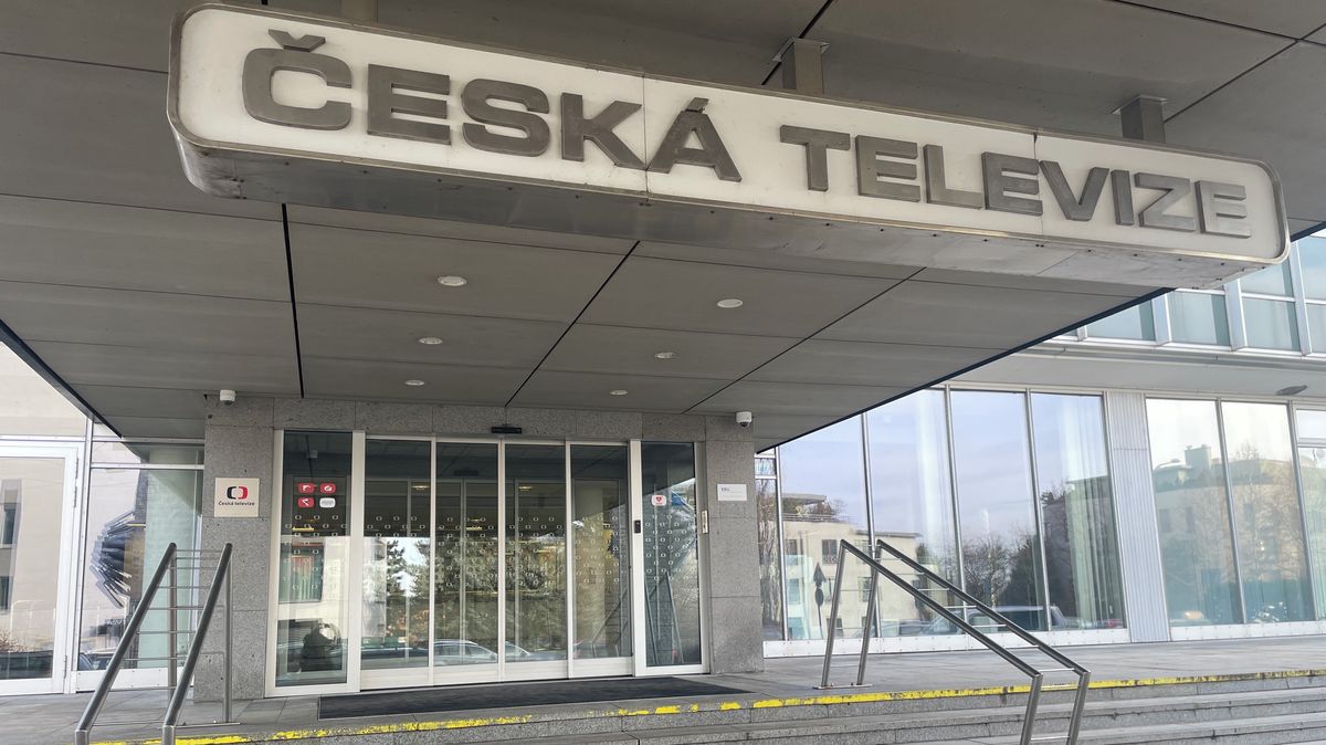 Poslední televize, která překáží populismu. Proč je Česká televize pod ...