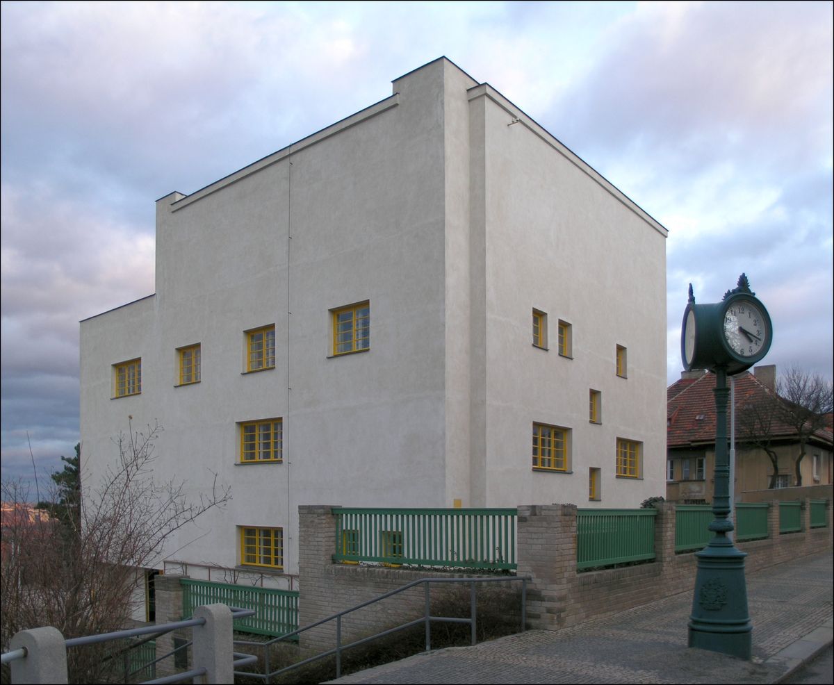 „Ornament není zločin. Podle Loose je zločinem jeho zneužívání,“ říká Long - Médium.cz