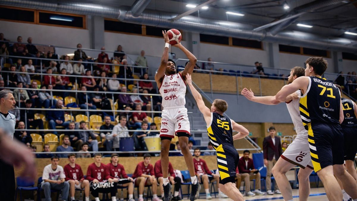 Svoboda vs. Chatman: Souboj lídrů uzavře základní část MAXA NBL - Médium.cz