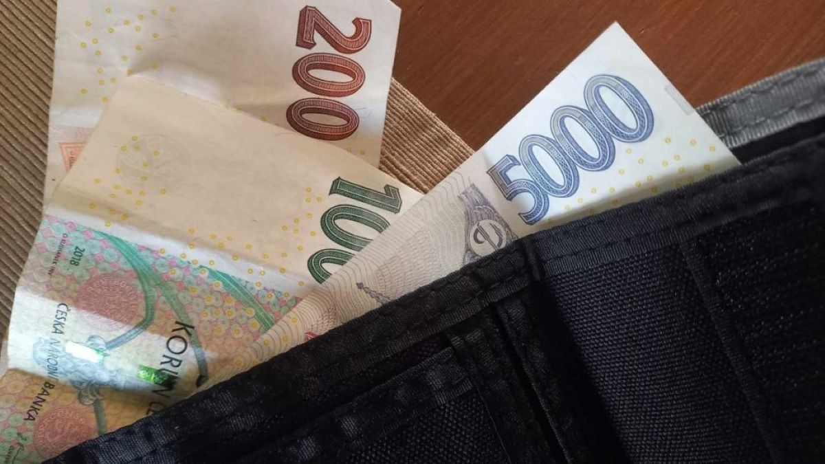 Čím starší senioři, tím větší navýšení důchodu? Vláda chystá nové ...