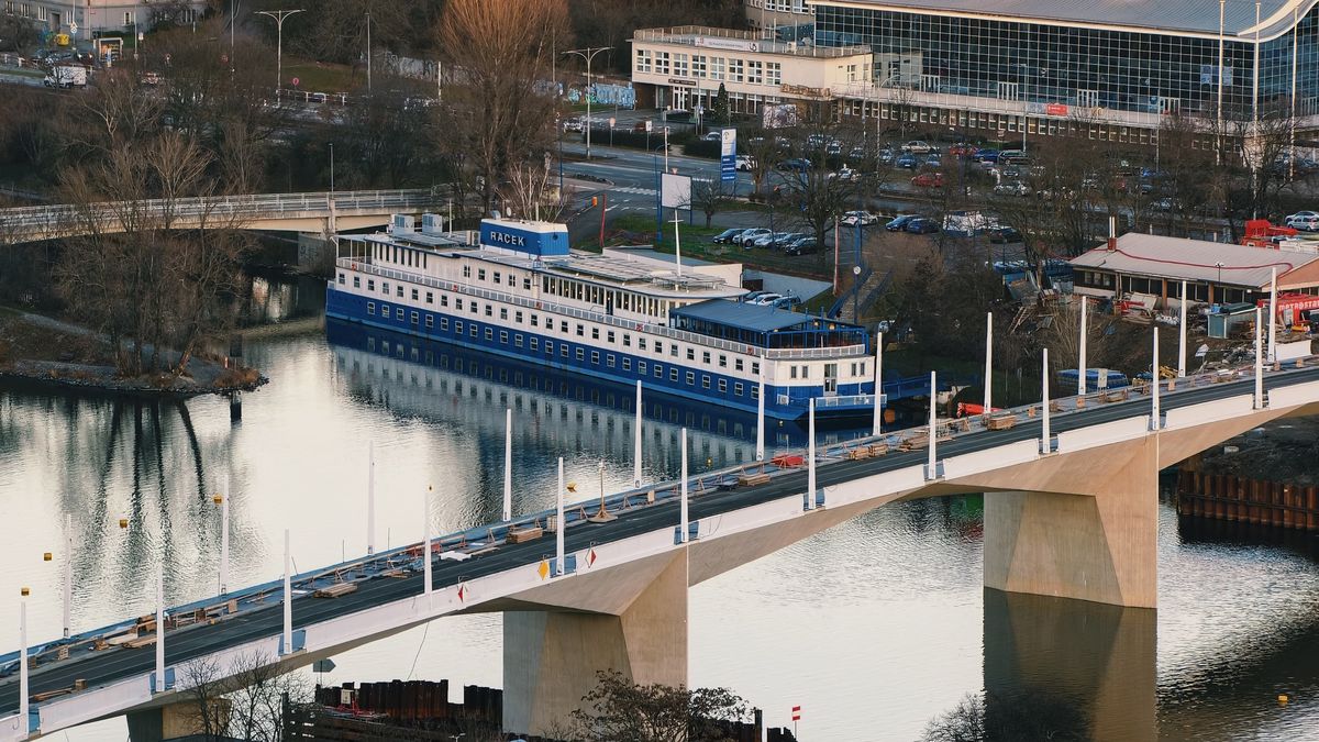 Dvorecký most: Praha čeká na most, který nepotřebovala sto let a teď ho ...