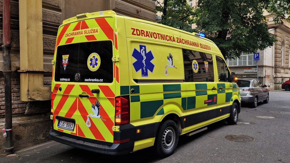 Když sanitka pomůže a péče pokračuje doma - Médium.cz