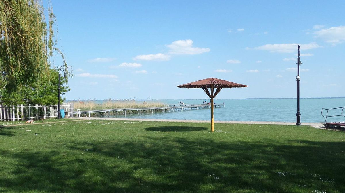 Balaton má stále co nabídnout, jen mám smůlu na komáry. - Médium.cz
