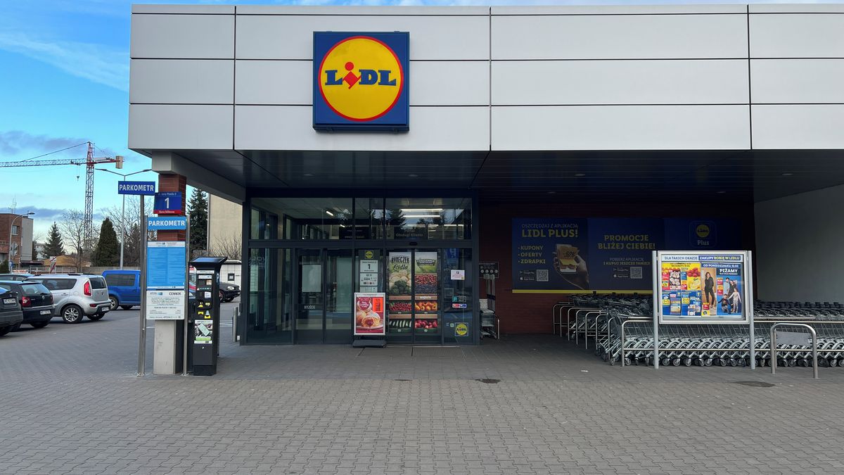 Limitované Botasky od Lidlu zmizely během pár dnů. Překupníci za ně ...